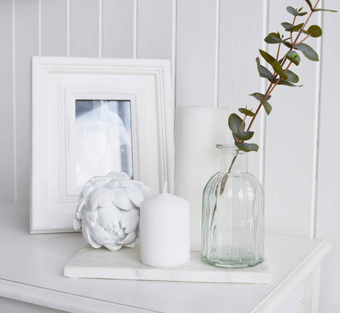 Ribbed Newbury Small Glass Bud Vase - The White Lighthouse Furniture UK